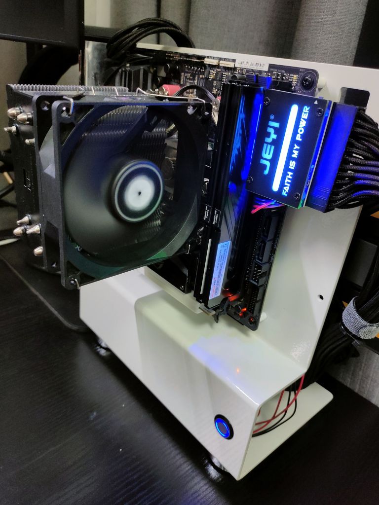 [电脑硬件]出一套rog x470i+5600x NGA玩家社区