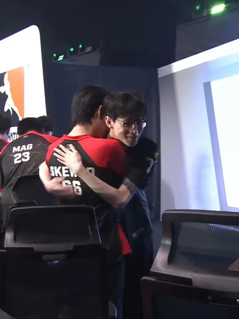 [建议感想]Shu和skewed合照 NGA玩家社区