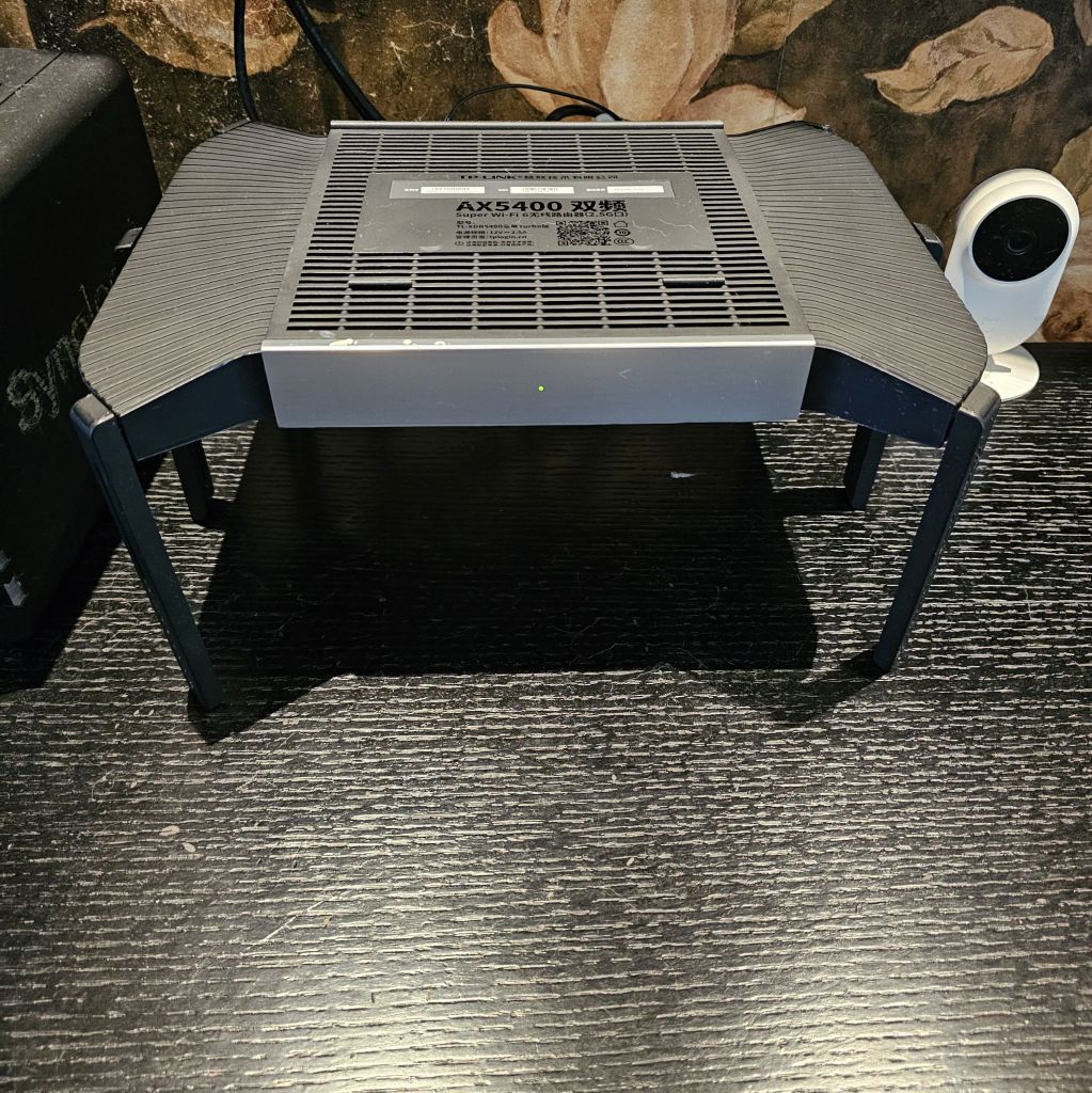 天热了，家里的TP5480就得倒着放，不然就会偶尔断网 178