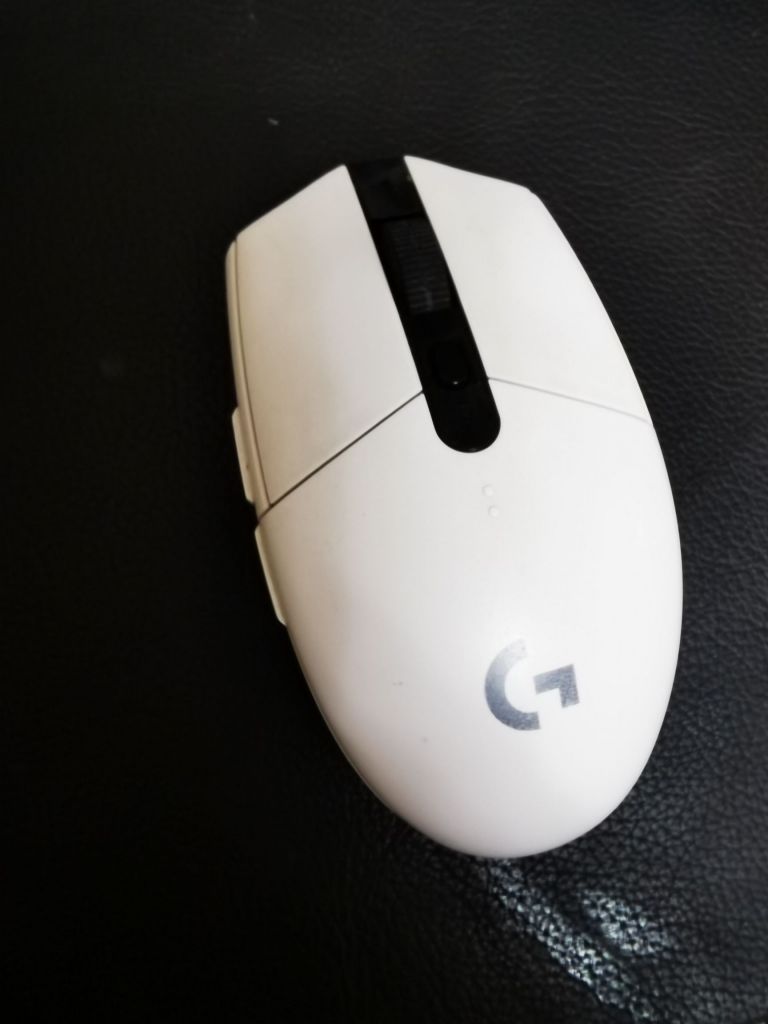 白色罗技g304。 NGA玩家社区