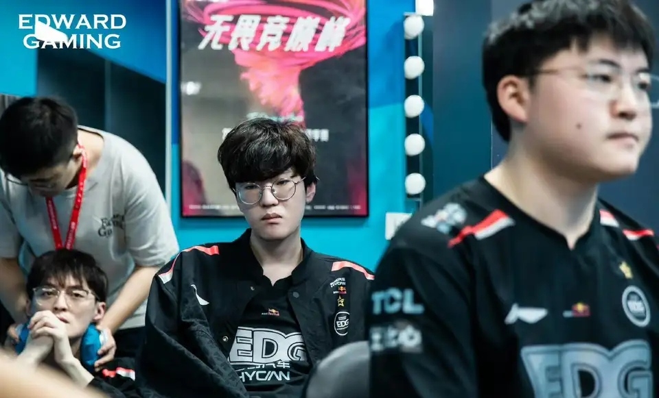 [本赛区赛事] 有的人是怎么通过打tt一场判定fofo是演员的 NGA玩家社区