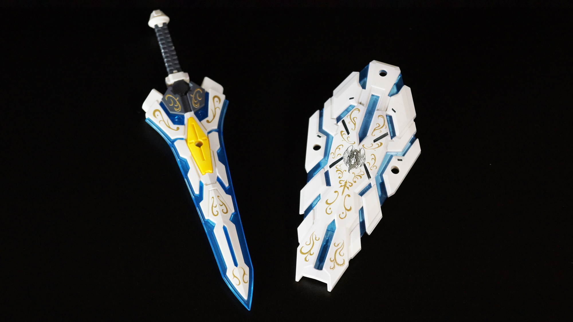 [新闻资讯] PLUM Pla-Act13 亚瑟 终极铠甲Ver. 178