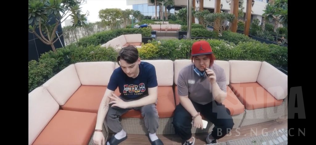 Yatoro现在真是无解肥啊 NGA玩家社区