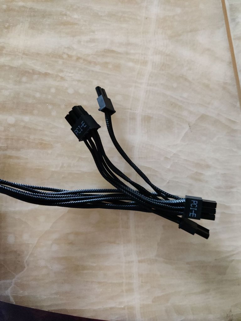 三8pin的接口只有俩pcie插槽咋办 NGA玩家社区