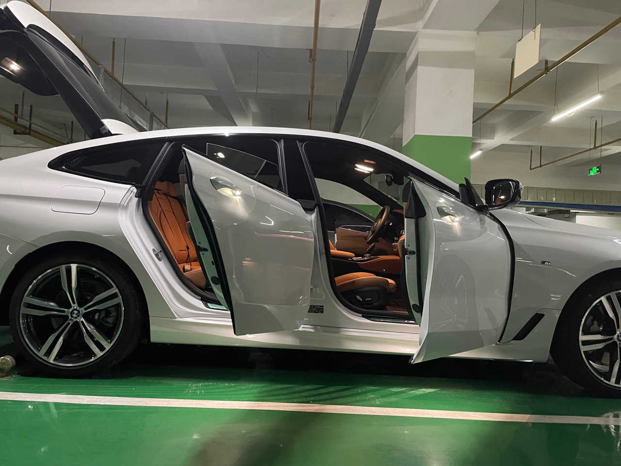 全力倚父，BMW 6GT M运动 NGA玩家社区