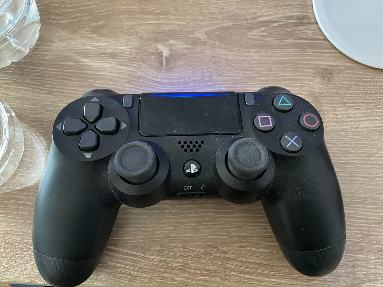 想问下 ps4 pro 国行 1tb 9.0.4 版本还能卖多少钱？ NGA玩家社区