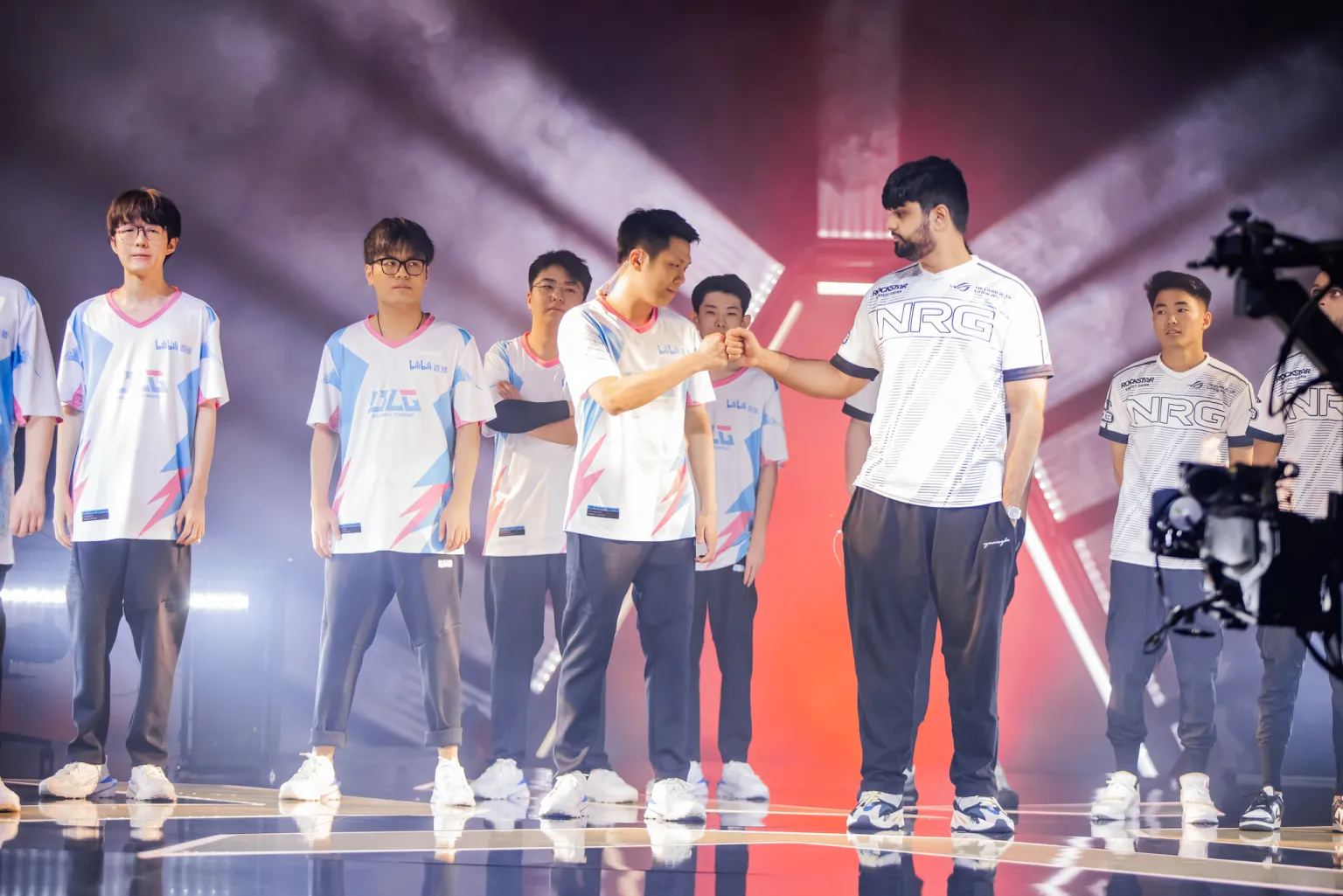 [游戏赛事] BLG爆冷击败NRG夺得首胜，whzy无敌判官征服观众 NGA玩家社区