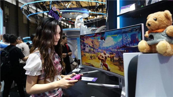 Evnia专业游戏显示器：年轻，就要热烈！ 178