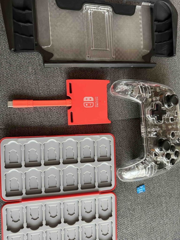 请问我这个日版switch OLED能卖多少 178