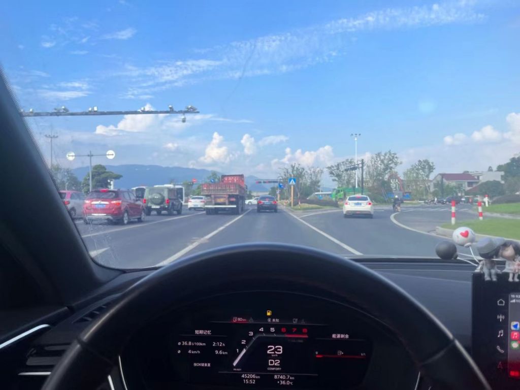 请大佬认一下这个仪表盘是啥车? NGA玩家社区