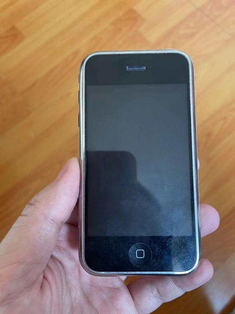 几年没开机的iPhone6一直白苹果 NGA玩家社区