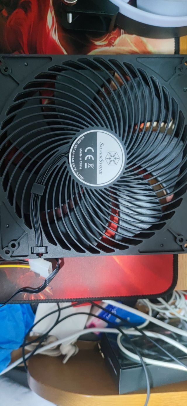 吃饱了撑得买了几把16cm/18cm/20cm大风扇，分享下使用体验，纯主观，有兴趣可以参考 178