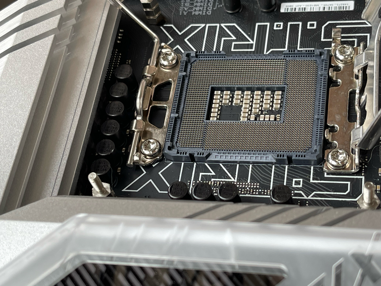 出13900K盒装和Z790A吹雪D5 NGA玩家社区