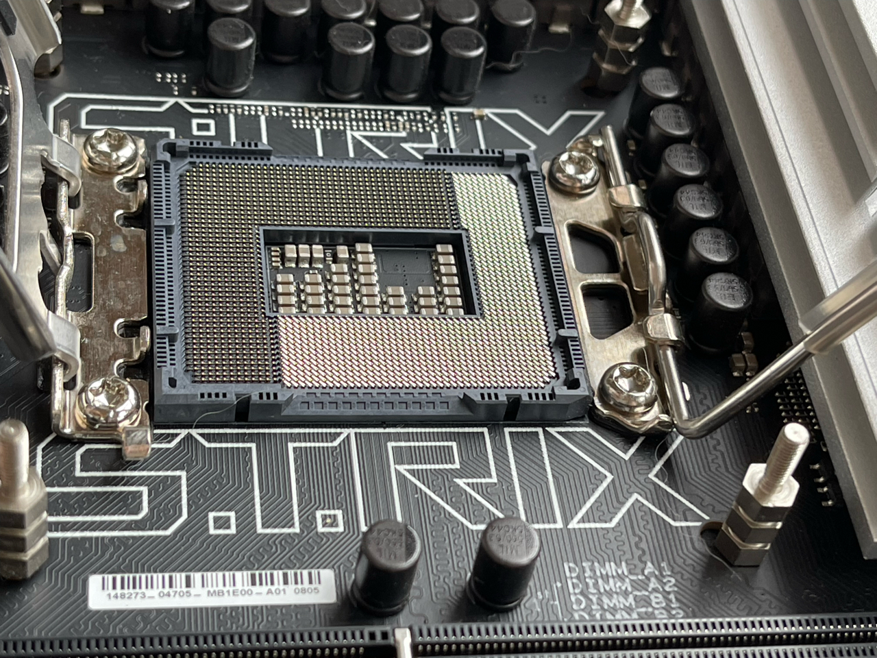 出13900K盒装和Z790A吹雪D5 NGA玩家社区