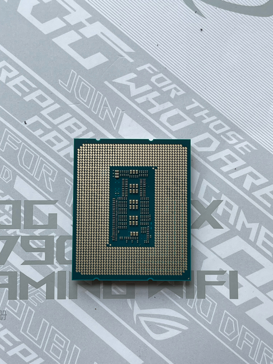 出13900K盒装和Z790A吹雪D5 NGA玩家社区