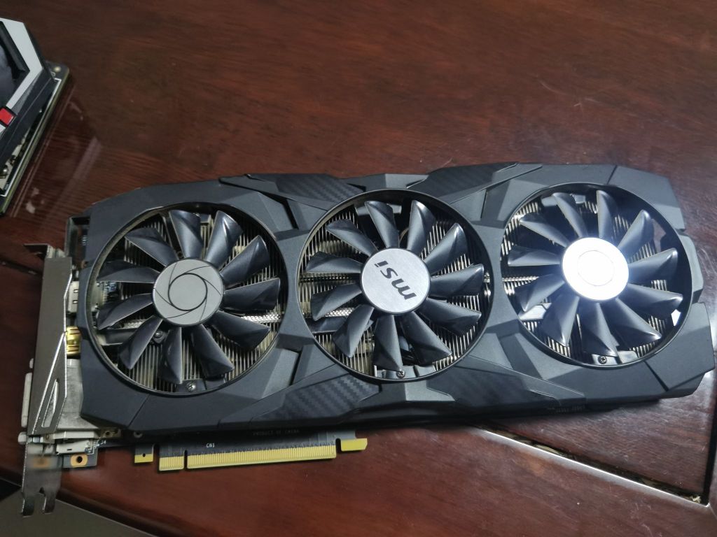 出个微星1070暗黑龙爵 178