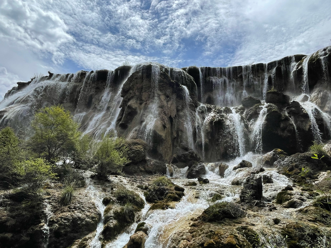 总要去一趟草原吧~和理想L8一起向云端~~！(预告短片) NGA玩家社区