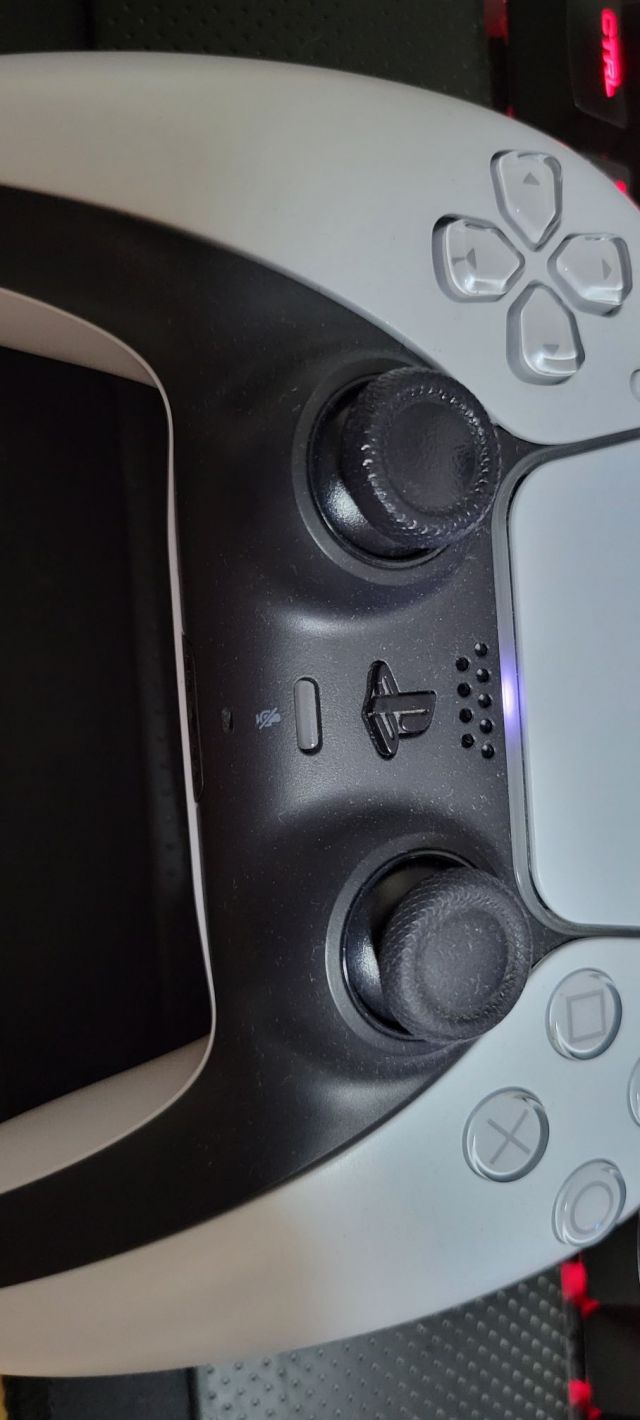 一段时间没用PS5，手柄摇杆冒油了？ NGA玩家社区