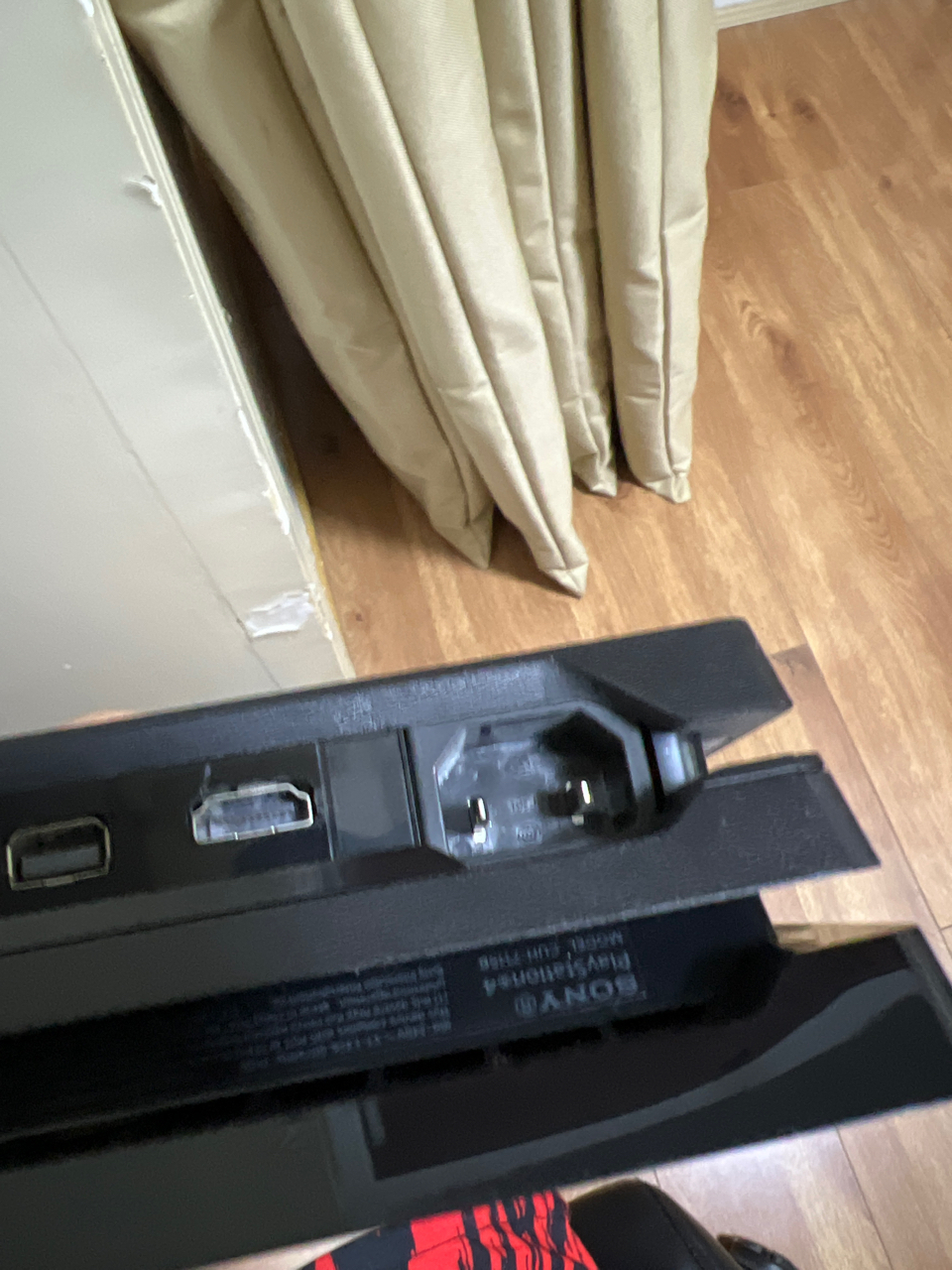 出一个港版ps4pro 178