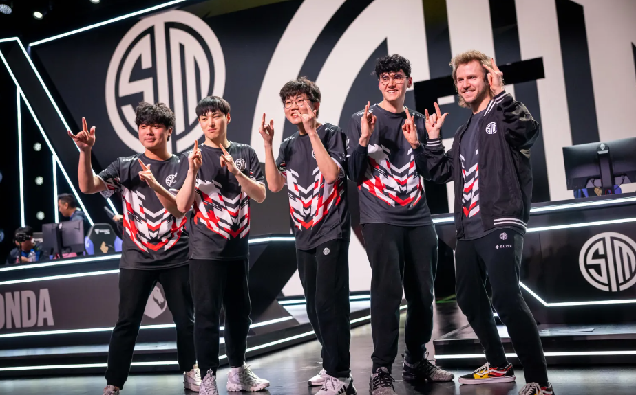 [战队相关] 北美幻神TSM不复存在，联赛名额和选手名单已出售 NGA玩家社区