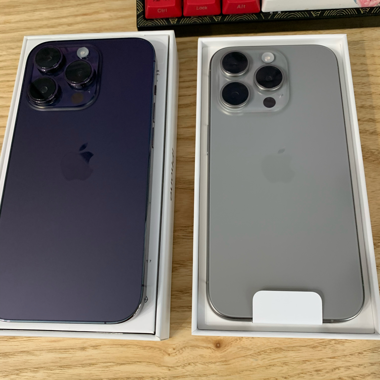 15pro原钛色开箱&与14pro暗紫色实际对比 NGA玩家社区