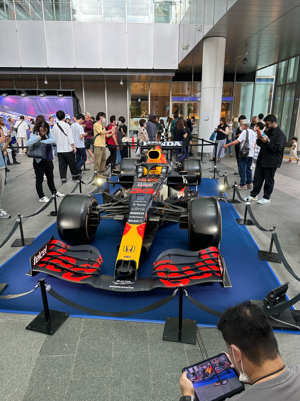 F1日本站 大小红牛车队近距离靓图 NGA玩家社区