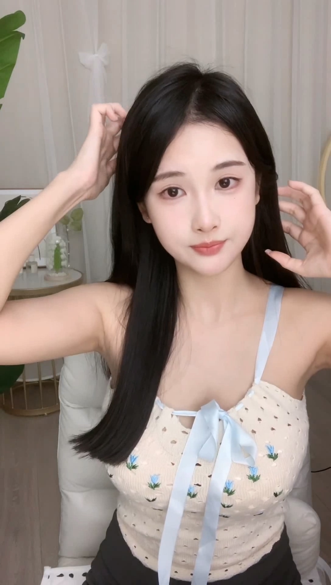 58们能不能给我看看你们认为的美女是什么样子的 178