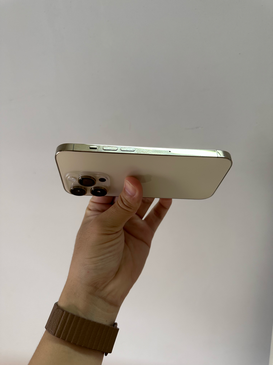 iPhone14Pro金色256G国行95新电池效率100苹果手机在保 NGA玩家社区