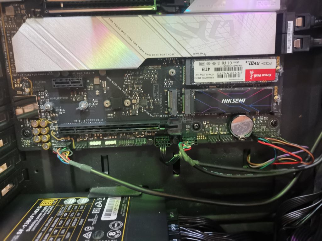 X670E-A可以插4个M2吗 NGA玩家社区