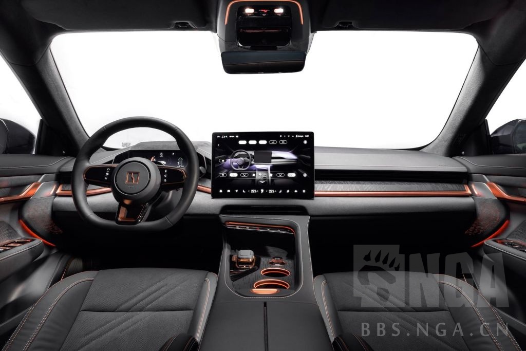 现在30万以下新能源车，内饰豪华感最好的是哪个车型呢？ 178