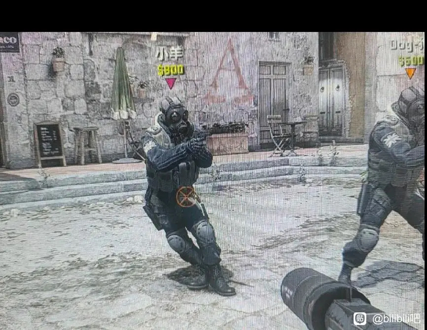 Cs2出现太空步bug，官方更改官网背景自嘲 178