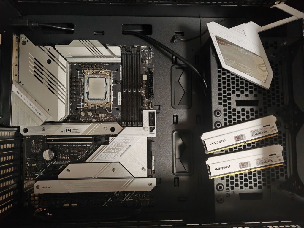 试出12900K(散片)+Z690-A吹雪D4+阿斯加特3600C14内存 NGA玩家社区