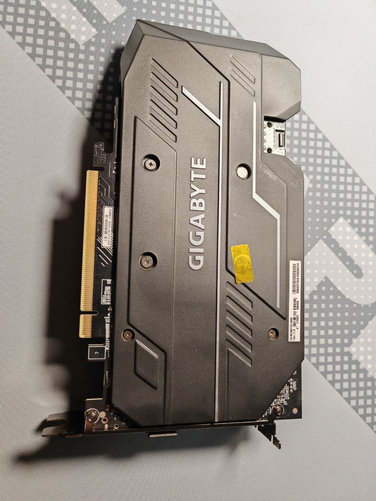 出个某嘉的1660ti，关联1660s NGA玩家社区