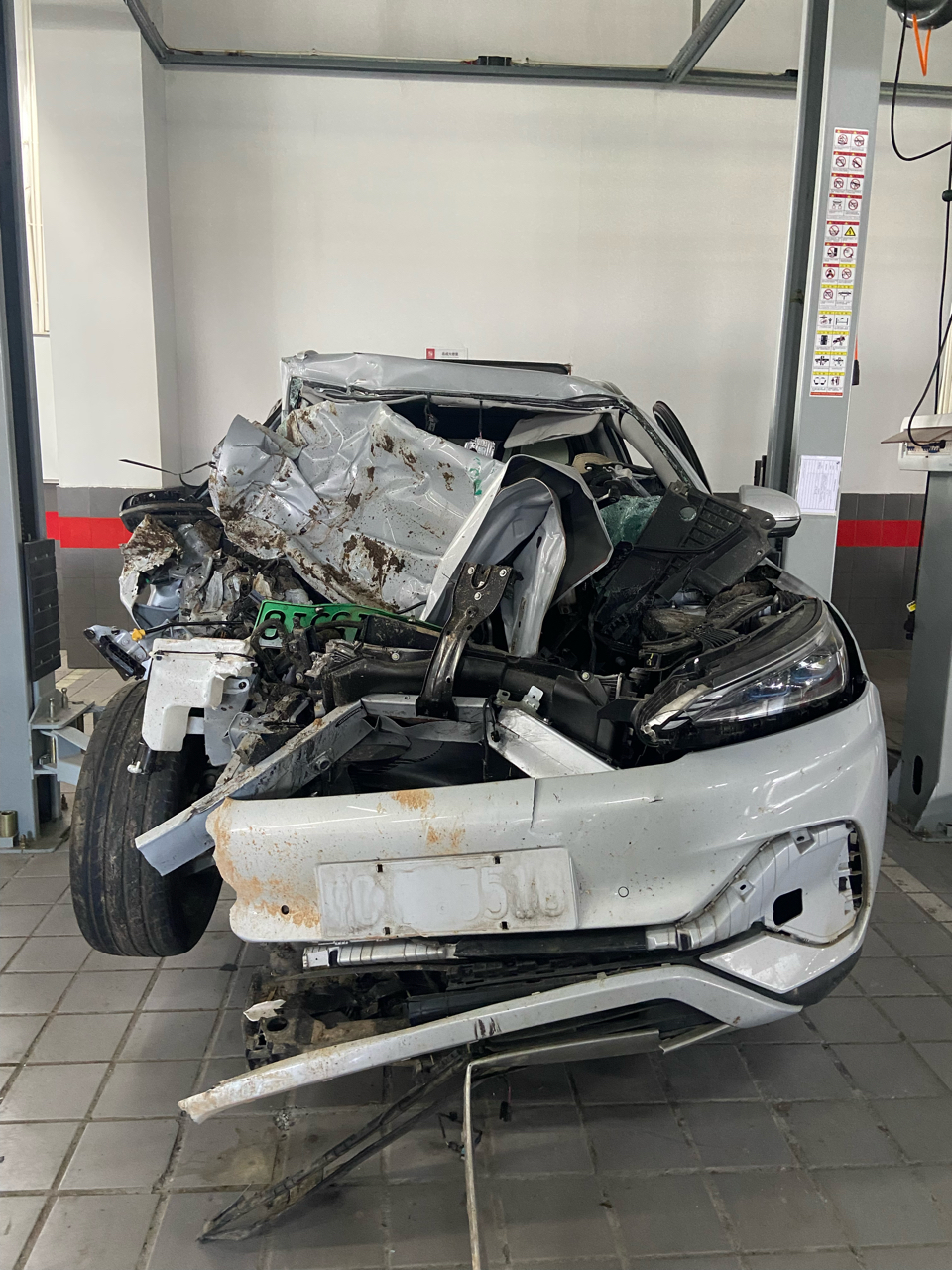 最快乐的事情就是来4s点看事故车 NGA玩家社区