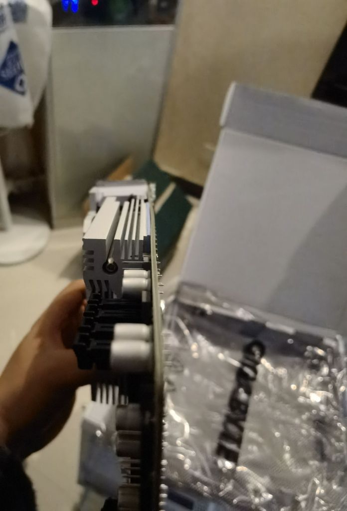 650m冰雕pcb是弯的 NGA玩家社区