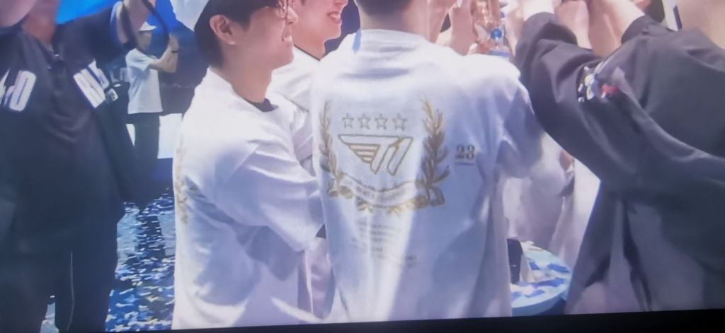 [联盟赛事] 最可怕的是 这4个人要全员续约了 NGA玩家社区