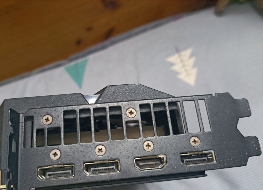 出一张华硕5600xt NGA玩家社区