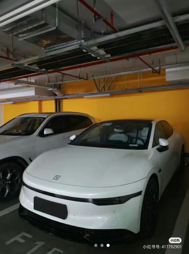 白色无灯幕007 178