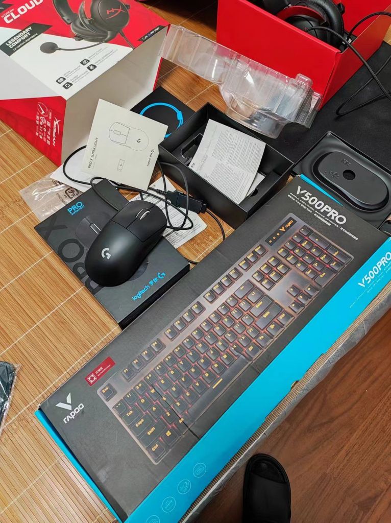 罗技GPW狗屁王二代，金士顿飓风2代雷柏v500Pro 红轴樱桃鼠标垫 NGA玩家社区