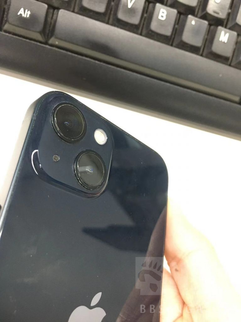 出自用iPhone13，128G 午夜色 2750 NGA玩家社区