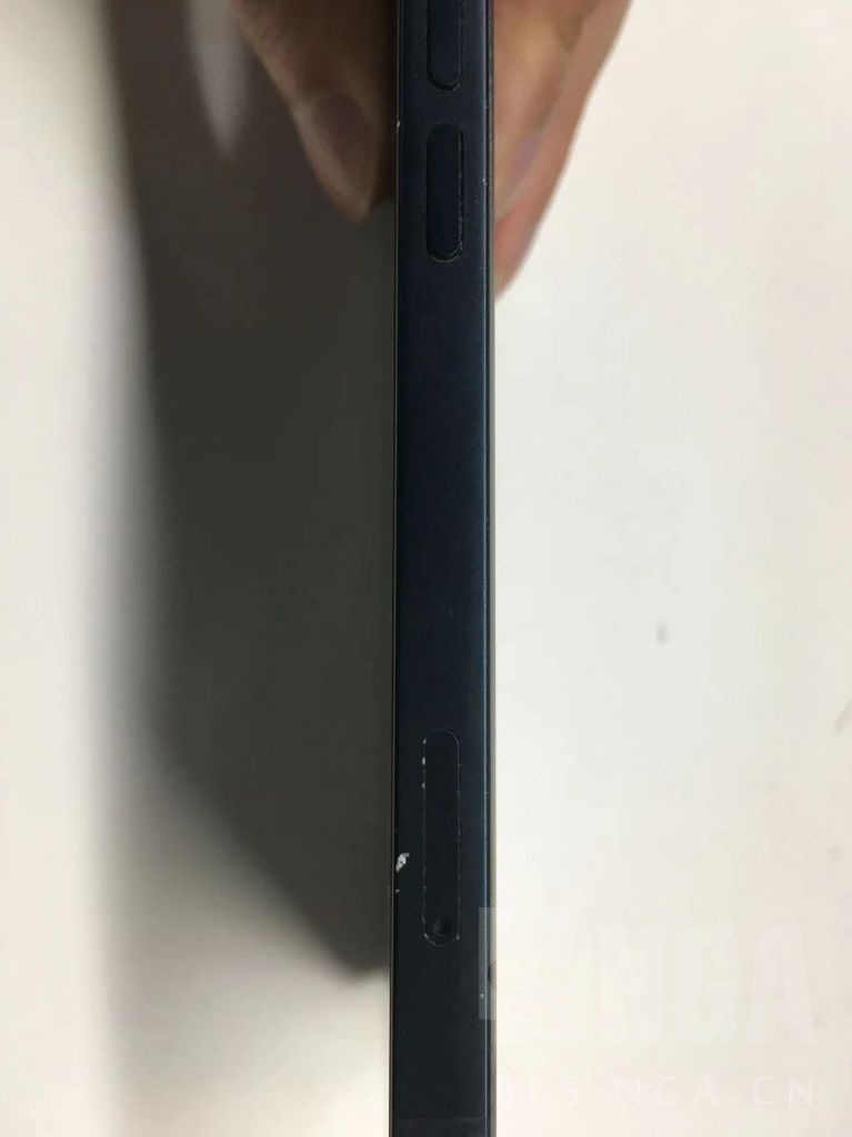 出自用iPhone13，128G 午夜色 2750 NGA玩家社区