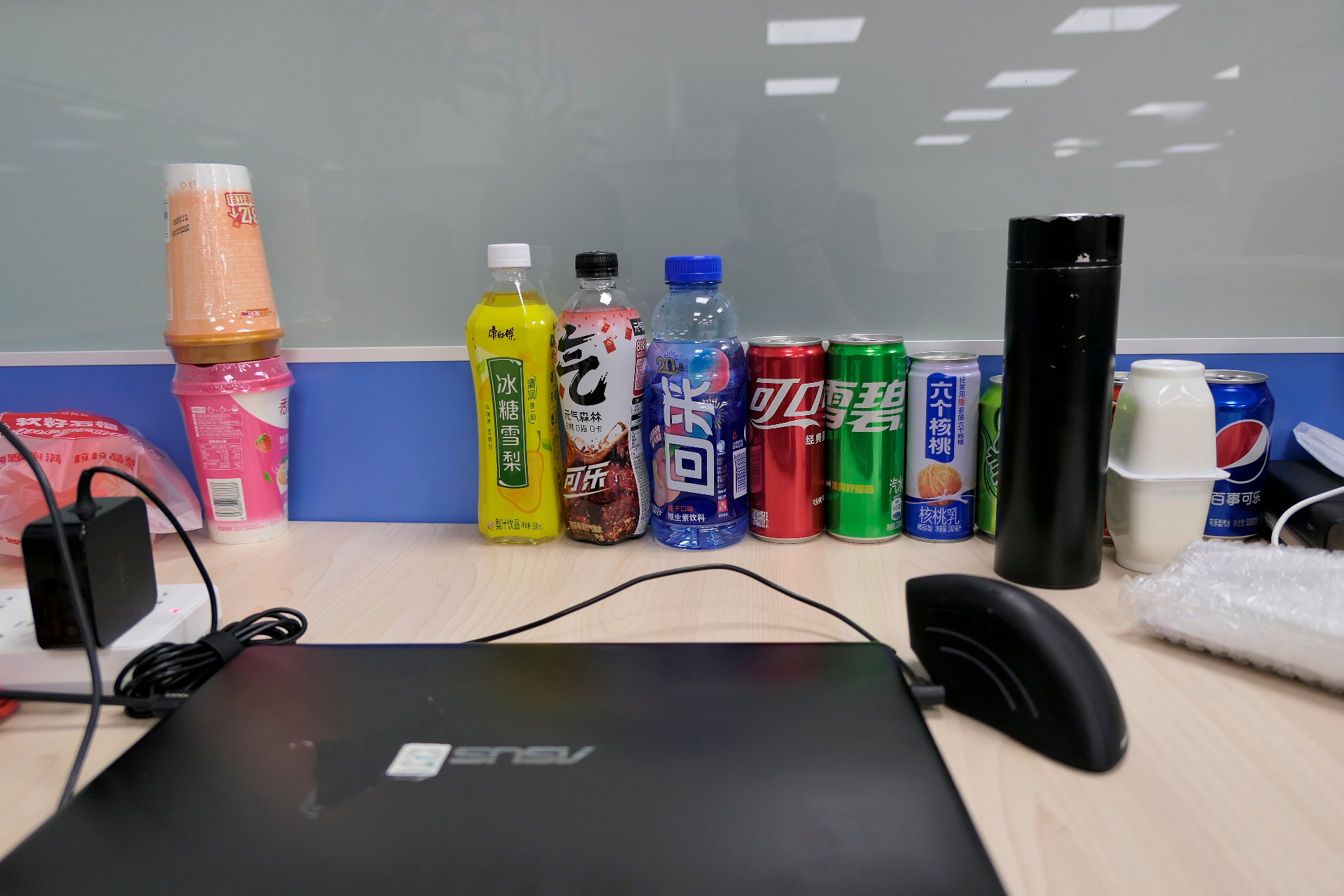 就剩下一台EA50套机了 178