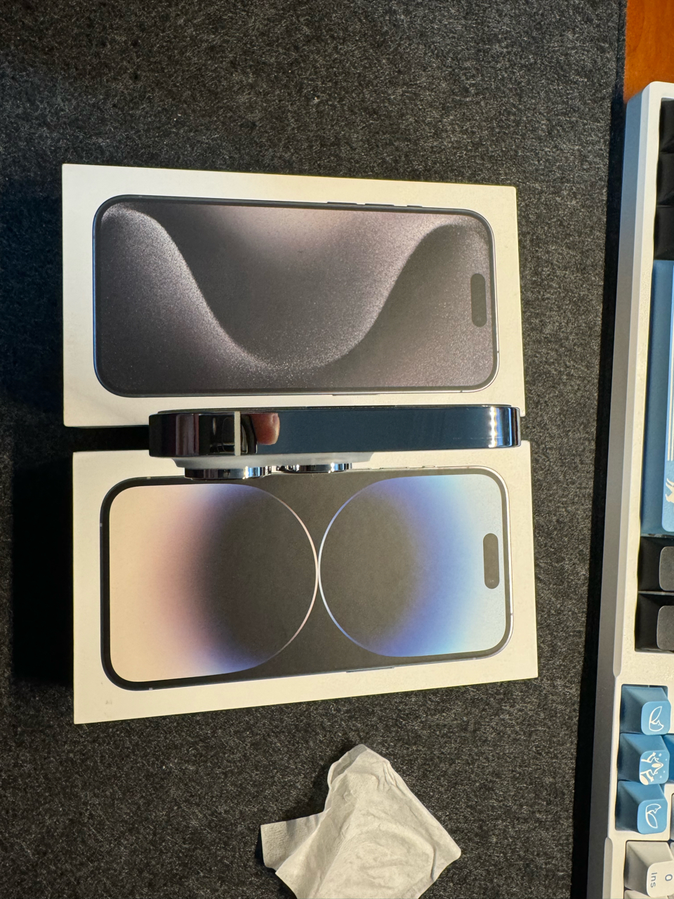 出一台iPhone14pro，银色，256g NGA玩家社区