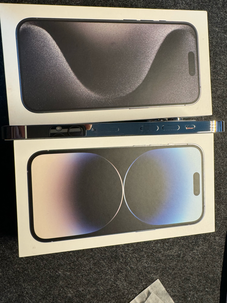 出一台iPhone14pro，银色，256g NGA玩家社区