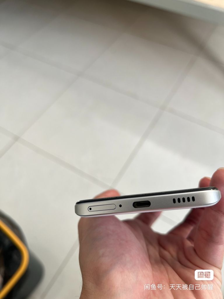 出红米K60，白色16+256 NGA玩家社区