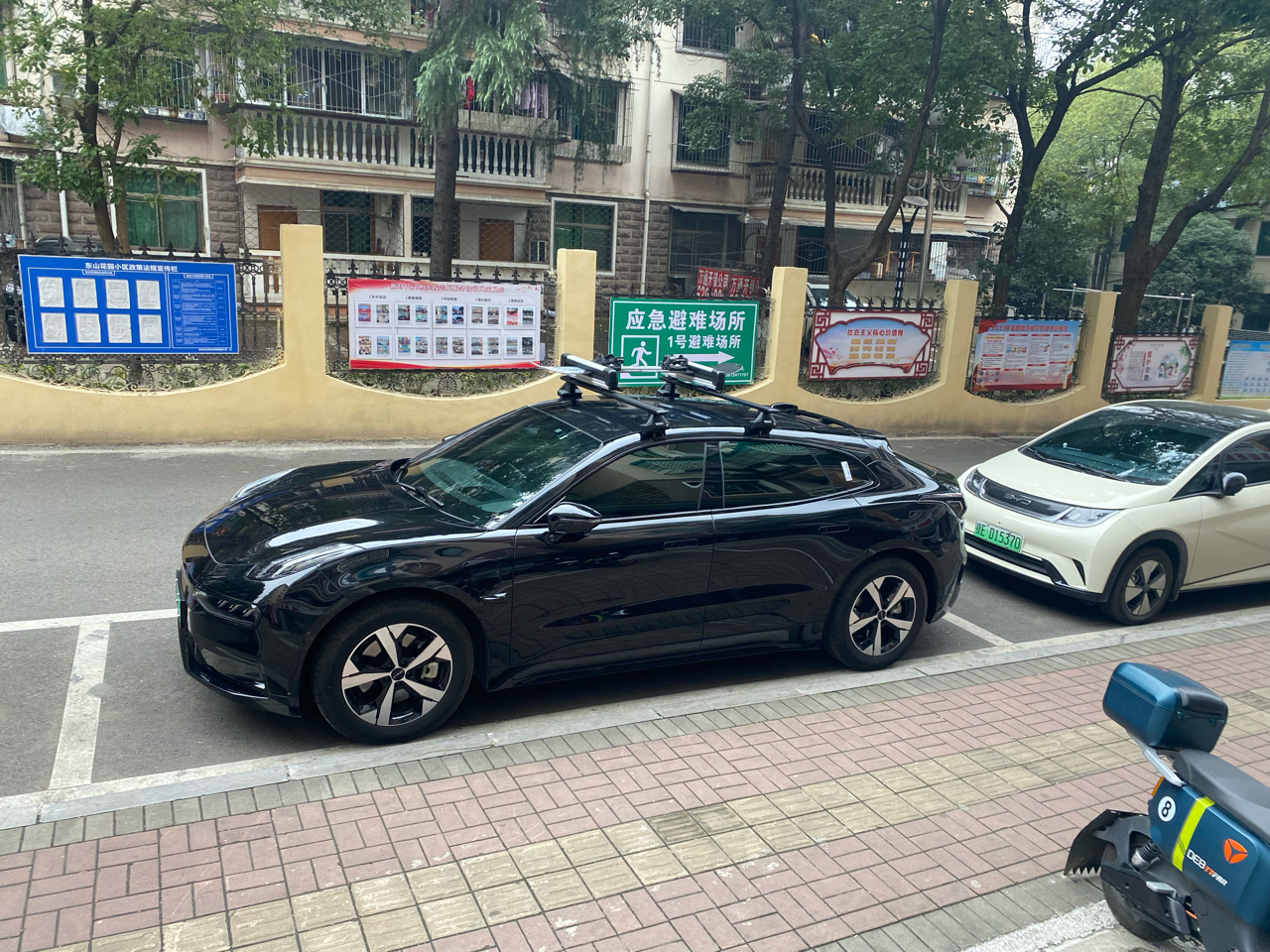 极氪001安装拓乐行李架和滑雪板架 NGA玩家社区