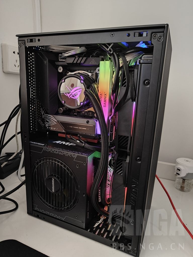 华硕飞龙二代280水冷/500 NGA玩家社区