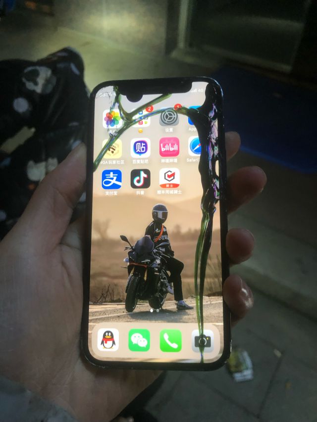 15pro 256 这个价格应该行了吧 178