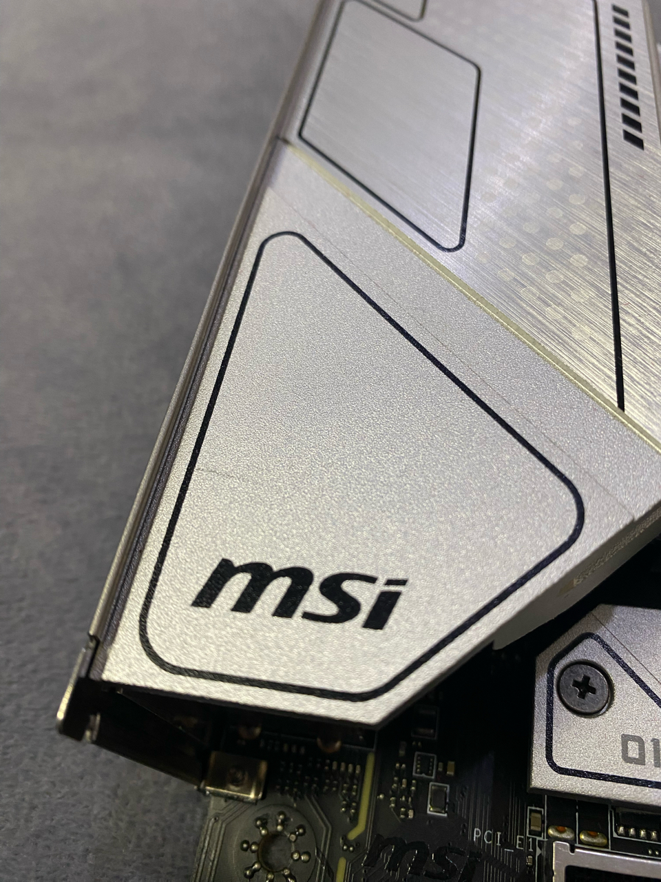 微星b660m迫击炮max 178