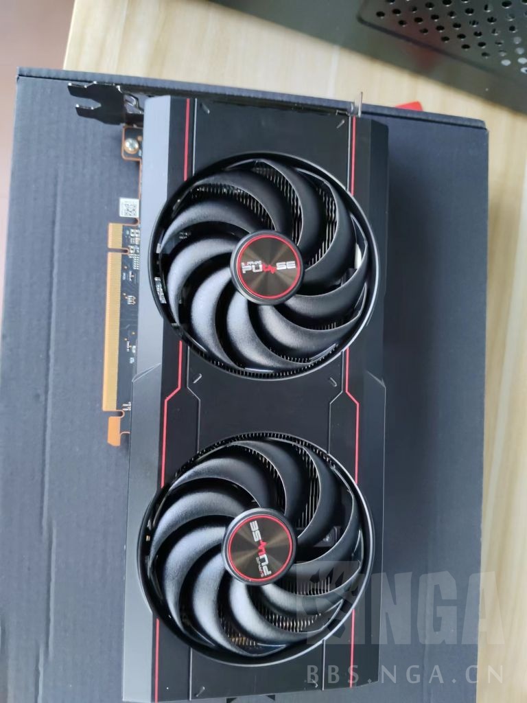 出6600XT蓝宝石8G白金版，双风扇8P供电，明盘1050 NGA玩家社区